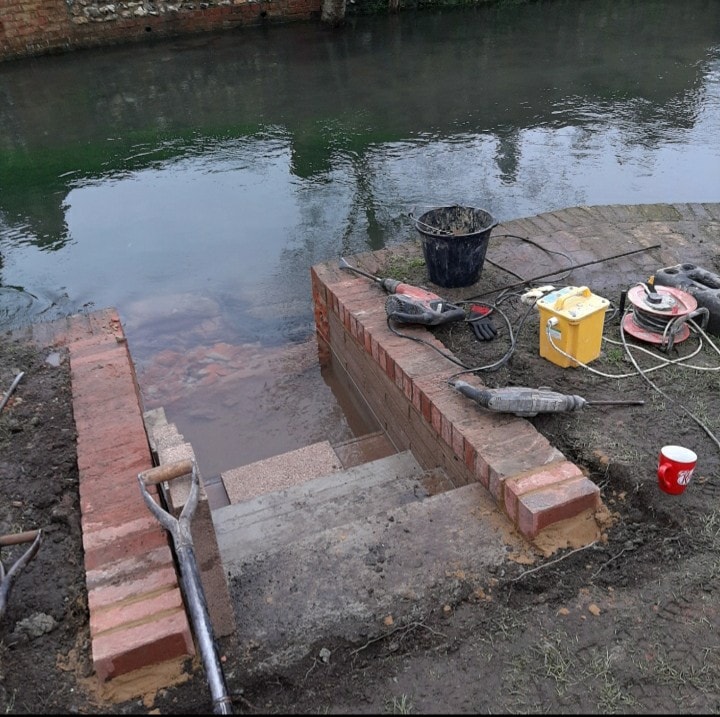 The River Dour - The Dover Society